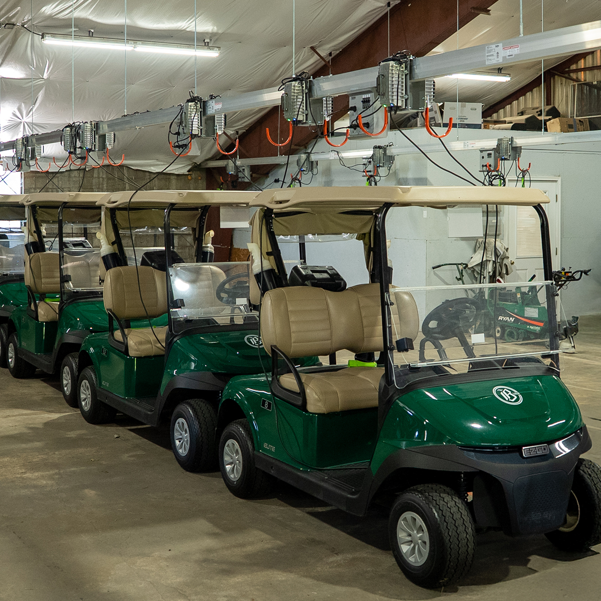 Flexible Power for Electric Golf Cart Charging | Starline